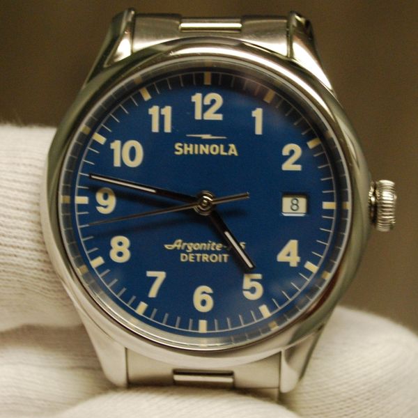 SHINOLA Limited Edition Smokey Robinson Vinton Watch Box/Papers ...