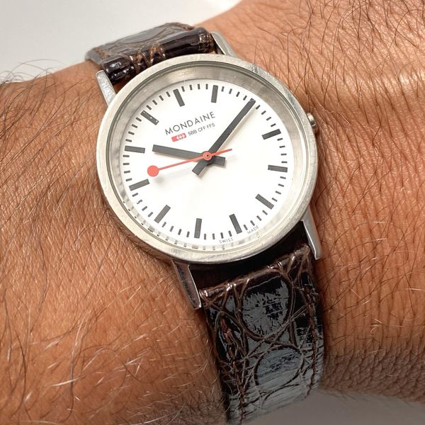 Mondaine Official Swiss Railway Watch SBB CFF .FFS 30313 Vintage Watch ...