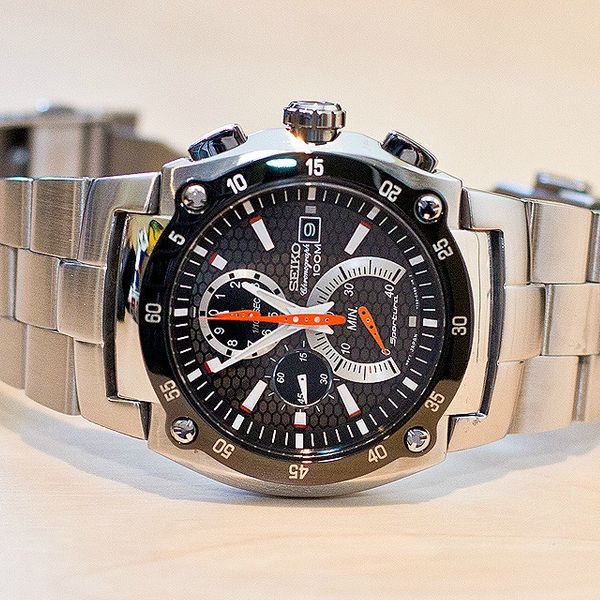 The one and only Seiko Retrograde Chrono - New condition! | WatchCharts