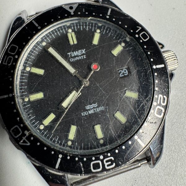 Timex Dive Watch Quartz 38MM Rotating Bezel 100M New Battery Scratches ...