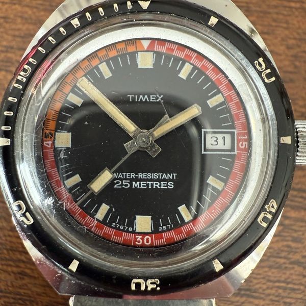 Vintage Menâ s Timex Divers Watch 1978 Ticks But Needs Repair ...