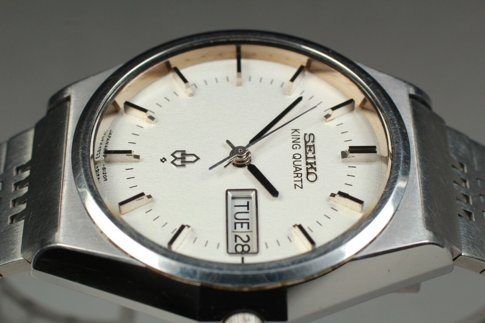 Seiko King Quartz (4823-8120) Price Guide & Market Data | WatchCharts