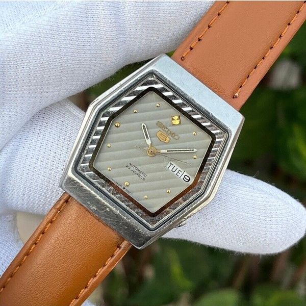 Vintage Seiko 5 Tonneau Shape Grey Dial Automatic Japan Men Watch 6349 ...