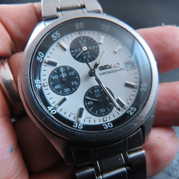 V657 Japan Seiko Chronograph Quartz Men Watch | WatchCharts Marketplace