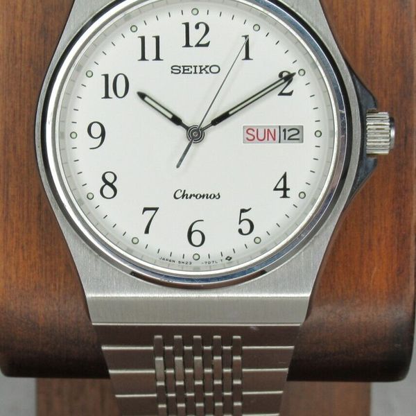 SEIKO Chronos 5H23-7D20 Quartz NEW Battery Day / Date Vintage Men's ...