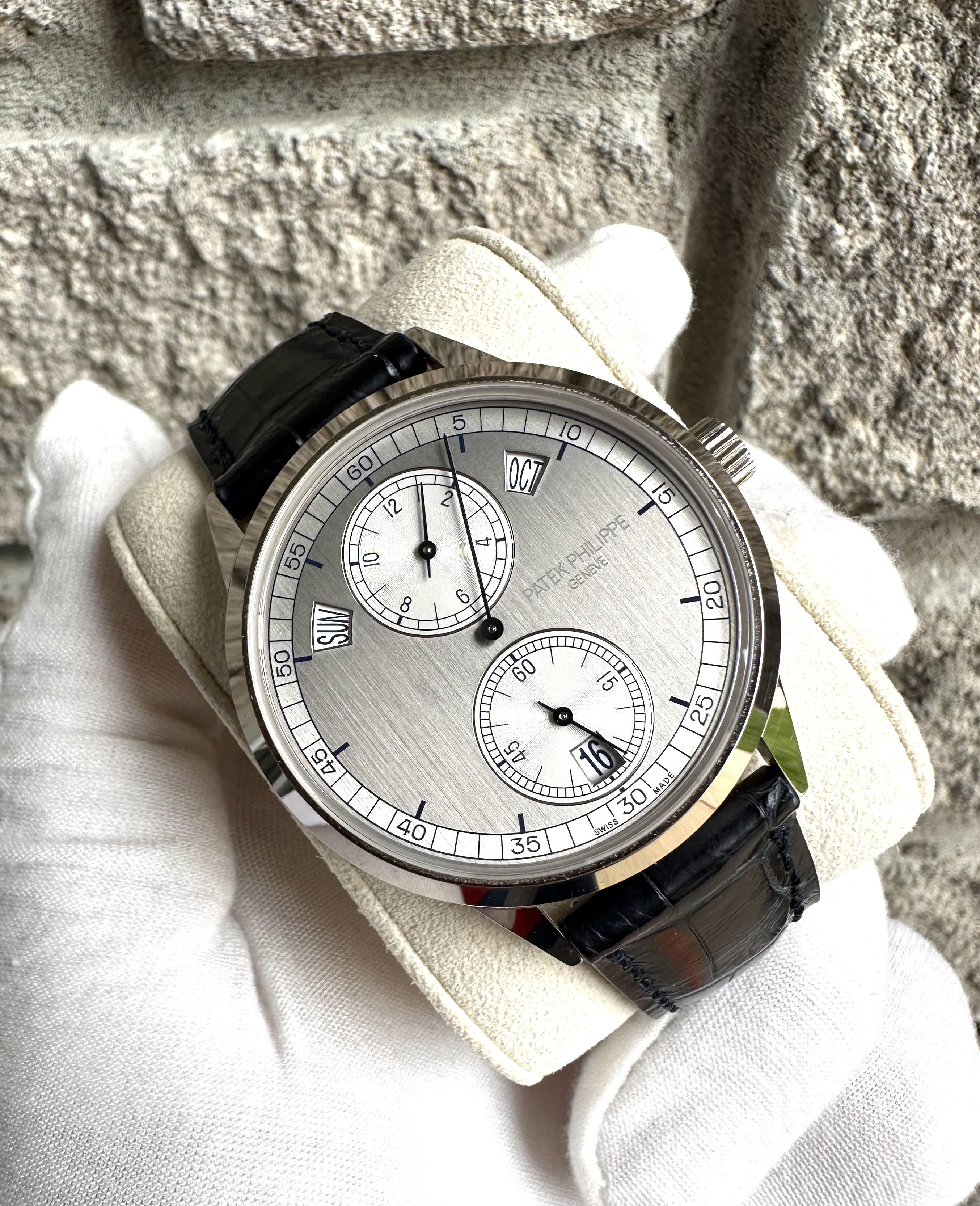 FS: Patek Philippe Complications Annual Calendar Regulator 5235G ...