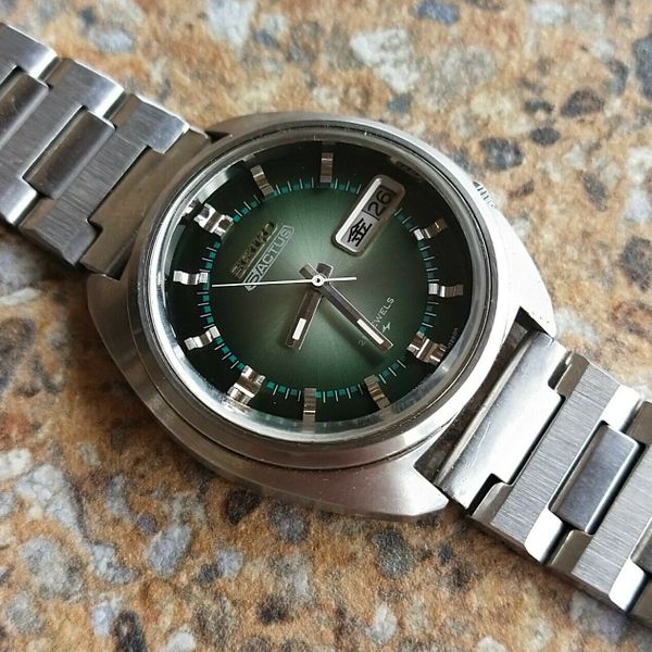 Vintage Seiko Actus 21 Jewels Automatic 7019 7210 Kanji January 1973 JDM | WatchCharts