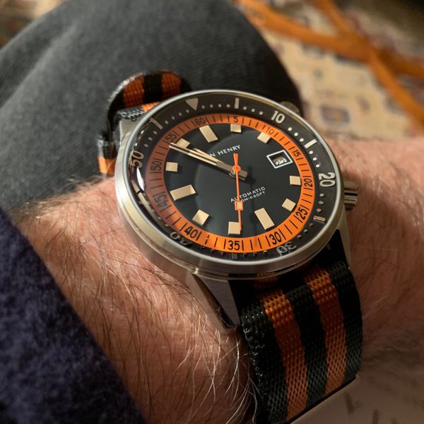 Like New Dan Henry Diver | WatchCharts