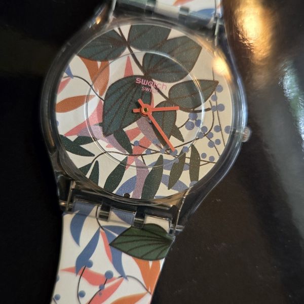 Swiss Swatch Skin LEAVES JUNGLE Silicone Women Watch 34mm SSO8K111 $120 ...