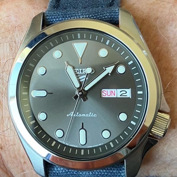 [$99 USD] FS: Seiko 5 SRPE51 Grey Dial OEM Bracelet + Ritche Quick ...