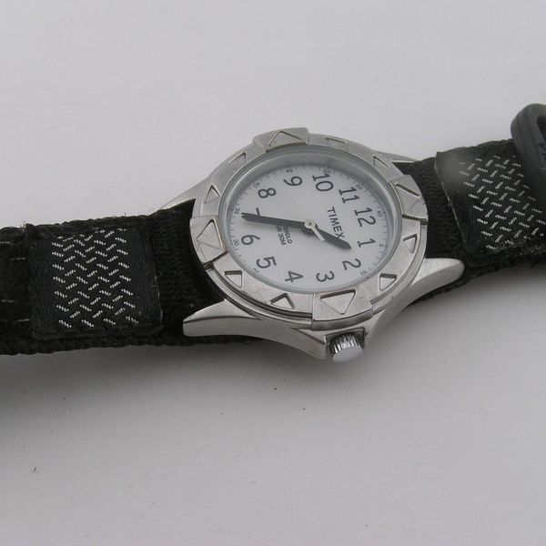 Vintage Timex Indiglo 30m Watch Kids Size Glo Works New Battery ...