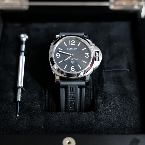 Panerai Luminor Base Logo - PAM00000 - PAM 000 PAM Zero | WatchCharts