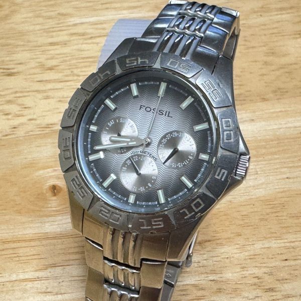 Fossil Quartz Watch BQ-9239 Men 100m Rotating Bezel Silver Date New ...