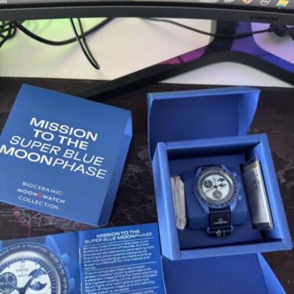Omega Mission To The Super Blue Moon With Receipt | WatchCharts Marketplace