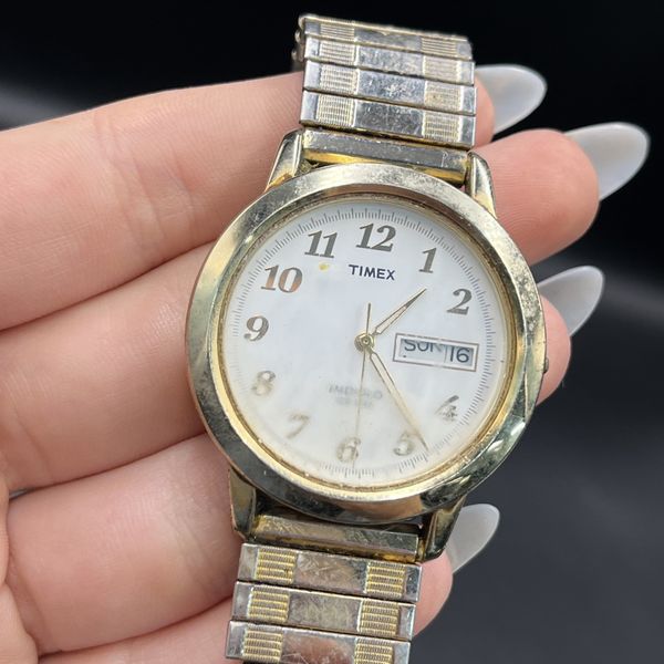 Lot Of 10 Vintage Timex- Analog, Digital, Quartz, Mechanical Menâ s ...