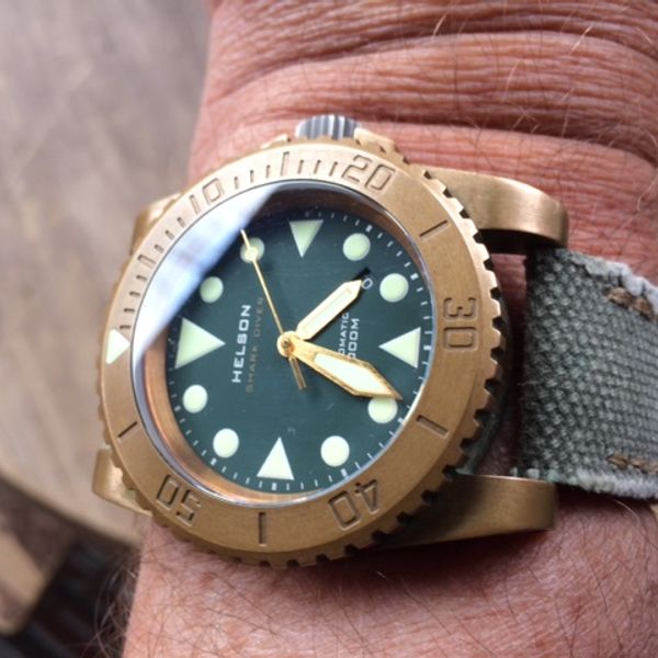 Helson Shark Diver bronze 45mm ETA 990.00 USD All In | WatchCharts ...
