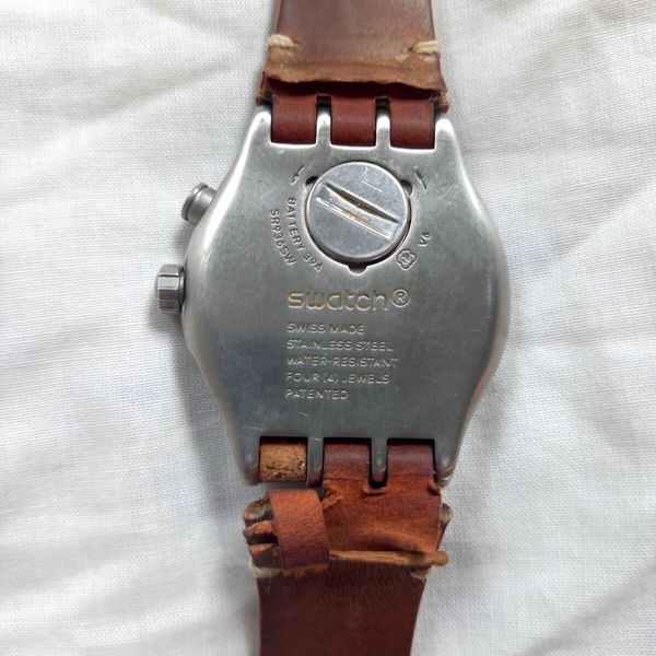 Swatch Disorderly Mens Watch YVS424 - BROKEN: MISSING BUTTON/UNTESTED ...