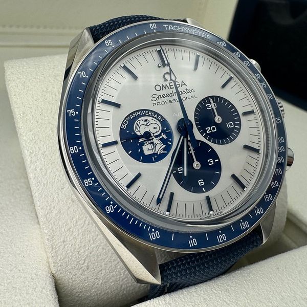 FSOT: Omega Speedmaster Silver Snoopy Award 50th - 31032425002001 ...