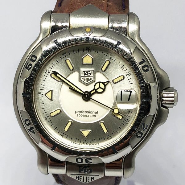 TAG HEUER 6000 Mid-size Quartz Watch. 35mm Case. Silver Dial. Date ...