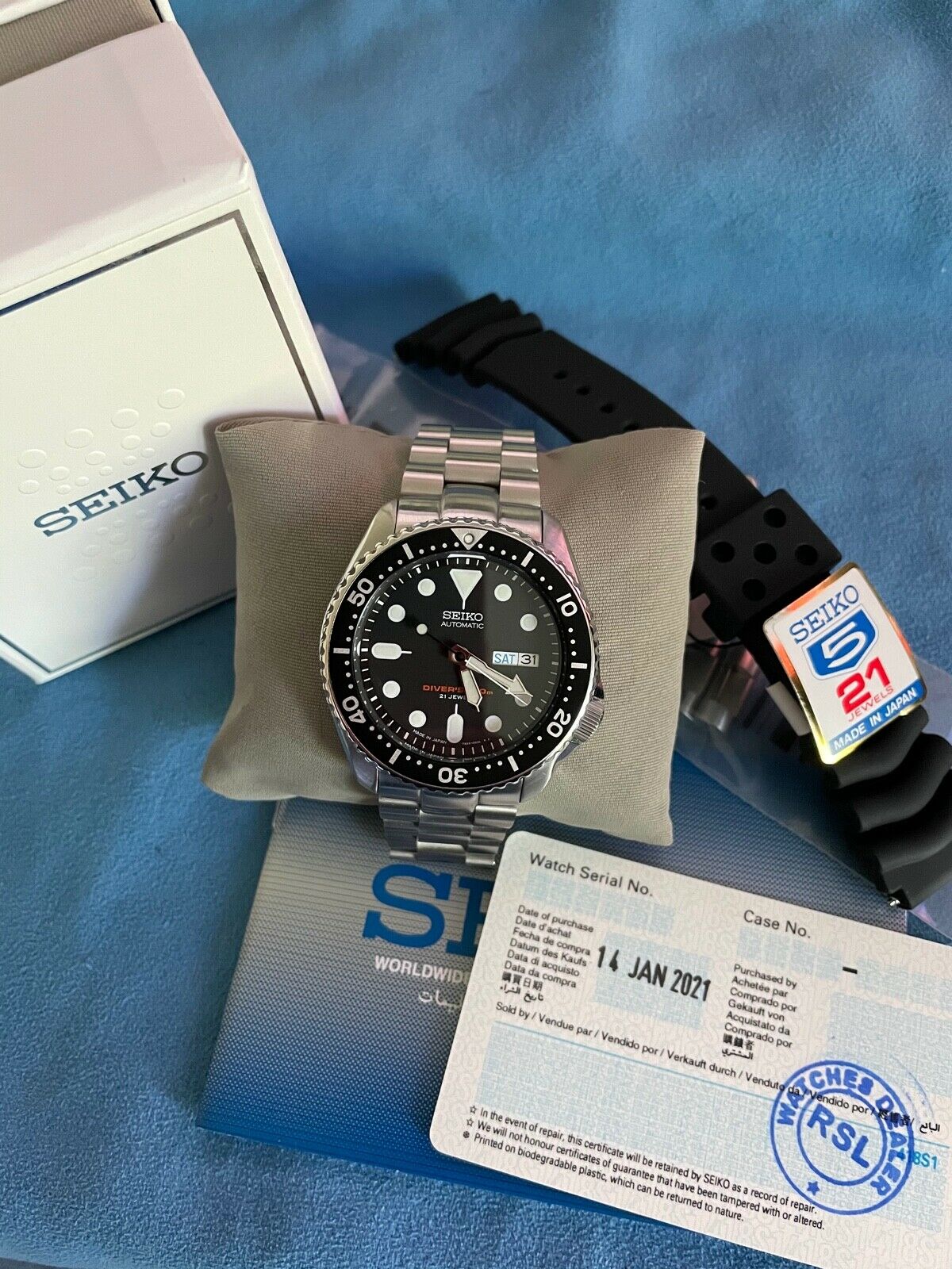Seiko SKX007J1 JDM with Strapcode Endmill | WatchCharts Marketplace