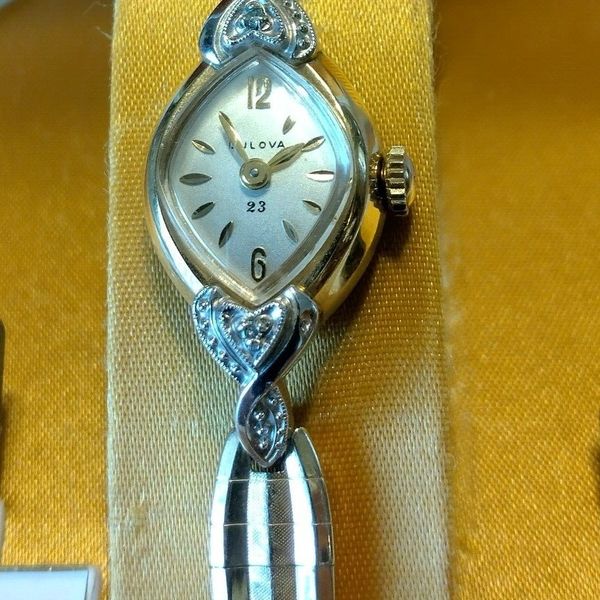 1967 Bulova 23 Jewel Womens Vintage Watch w/ Original Box | WatchCharts ...