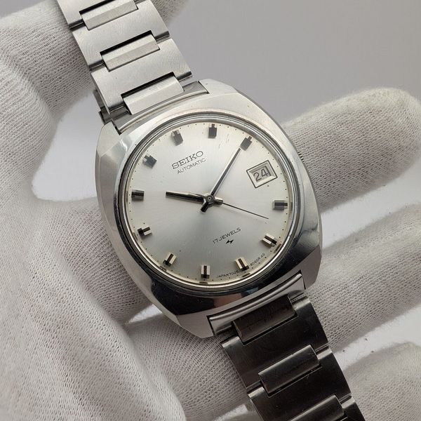 1979 Vintage Seiko 7005-8040 Automatic Watch - Made In Japan - Original Bracelet | WatchCharts ...