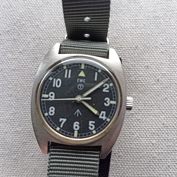 CWC W10 British military issued manual wind watch. 1979 issue ...