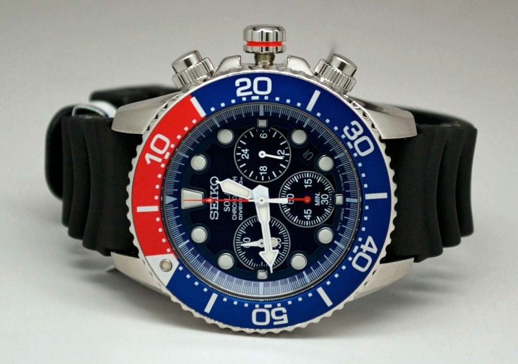 SOLD: Seiko SSC031 Solar Pepsi Dive Chronograph with Leather and Rubber ...