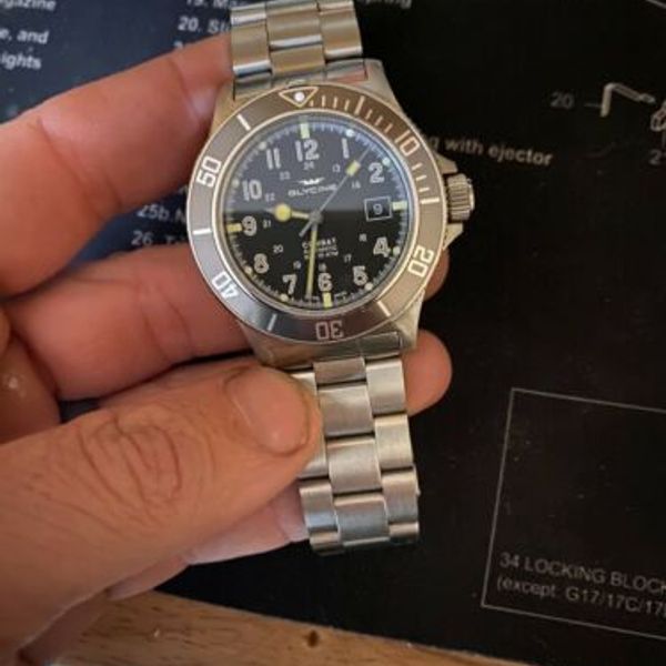 Glycine Combat Sub Automatic Men's Watch, model GL0076 | WatchCharts