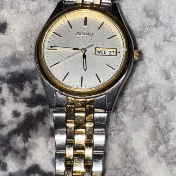Seiko Vintage Two-Tone Day/Date Quartz WatchÂ 7N43-9048 Needs New Battery | WatchCharts Marketplace