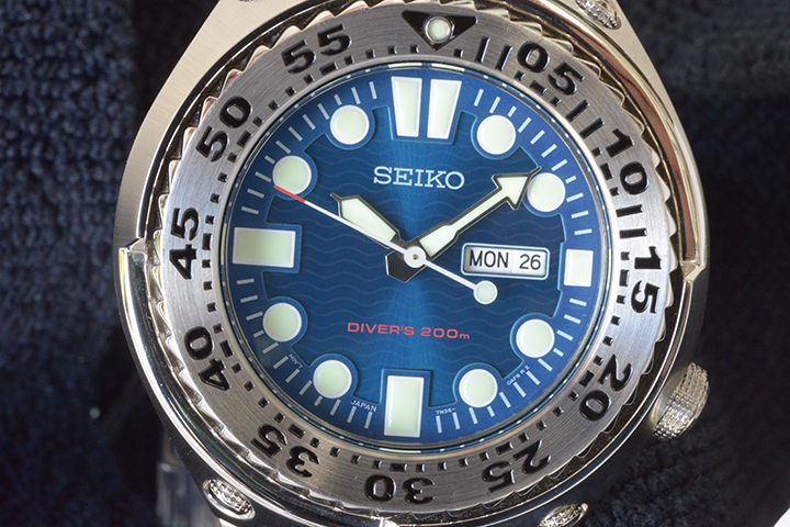 FS - Seiko Blue Wave Sawtooth Tuna Can | WatchCharts