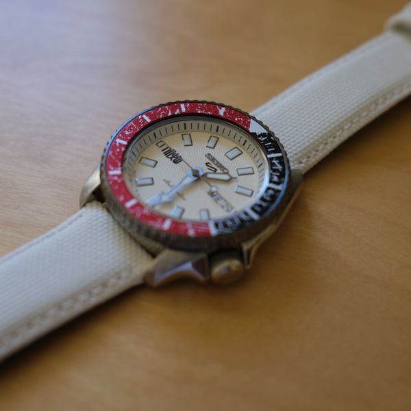 FS: Seiko 5 Street Fighter Ryu LE | WatchCharts Marketplace