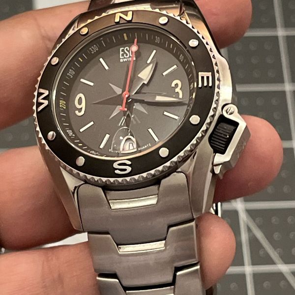 ESQ by Movado Swiss-made Men's Watch Model #E5442 black dial diver New ...