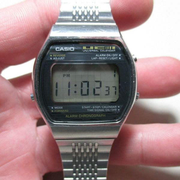 Vintage mens lcd wrist watch CASIO UNIVERSAL CALENDAR 79CS-51 CASIOTRON ...
