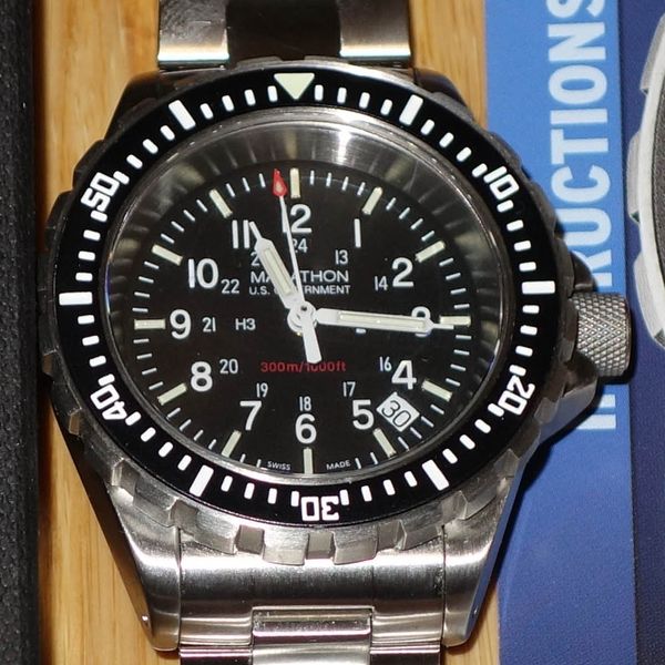 FS: Marathon TSAR Quartz 300m Diver Watch with U.S. Great Seal Bracelet ...