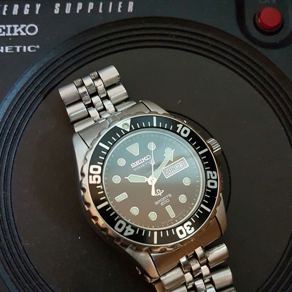 FS: Seiko SKJ001P Kinetic 200 Sports 5M43-0A40 SOLD | WatchCharts