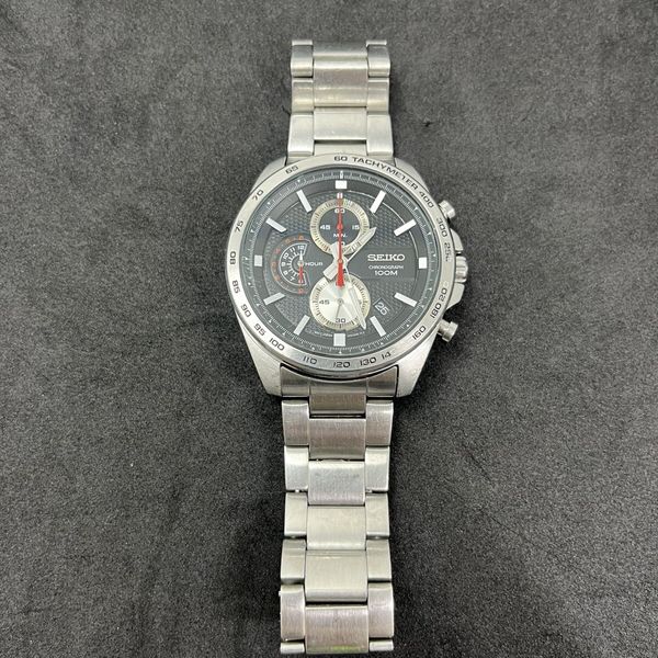 Seiko 8T67-00F0 Chronograph 100M Quartz 45mm Steel Watch | WatchCharts ...