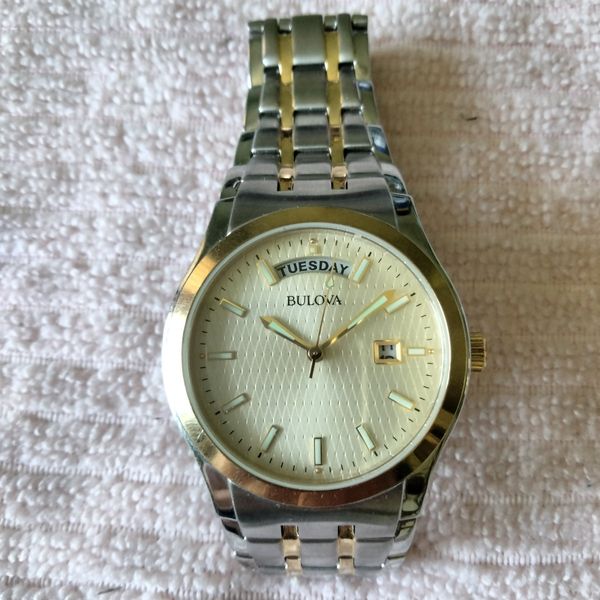 BULOVA 98C60 MEN'S TWO TONE CANEDAR DATE QUARTZ WATCH $450 ...