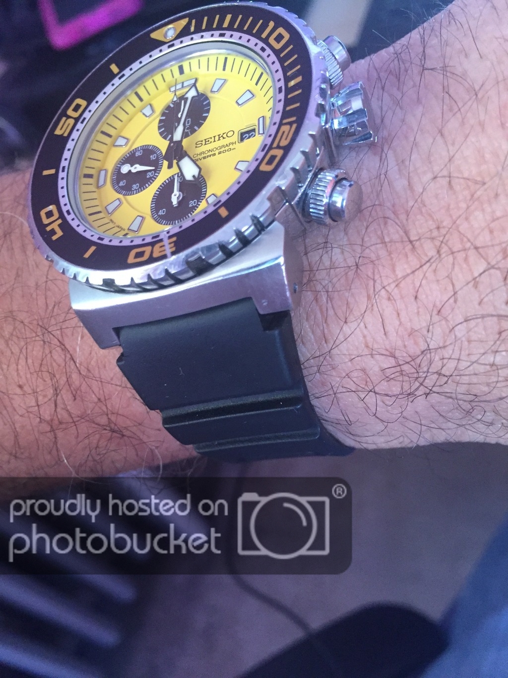 FS Seiko SNDA15 Yellow Caesar Chronograph | WatchCharts Marketplace