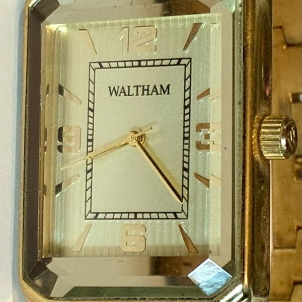 Waltham Mens Watch Gold Tone Vintage Quartz Runs | WatchCharts Marketplace
