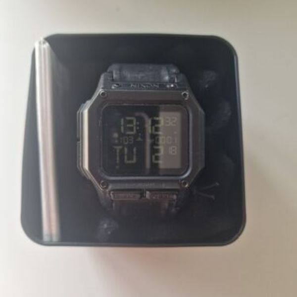 Nixon Regulus All Black - 46mm Ultra Durable / Dual Chronograph / 10 ...