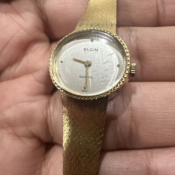 Vintage Elgin Quartz Womenâ s Watch Swiss Made Gold Tone 21MM For ...