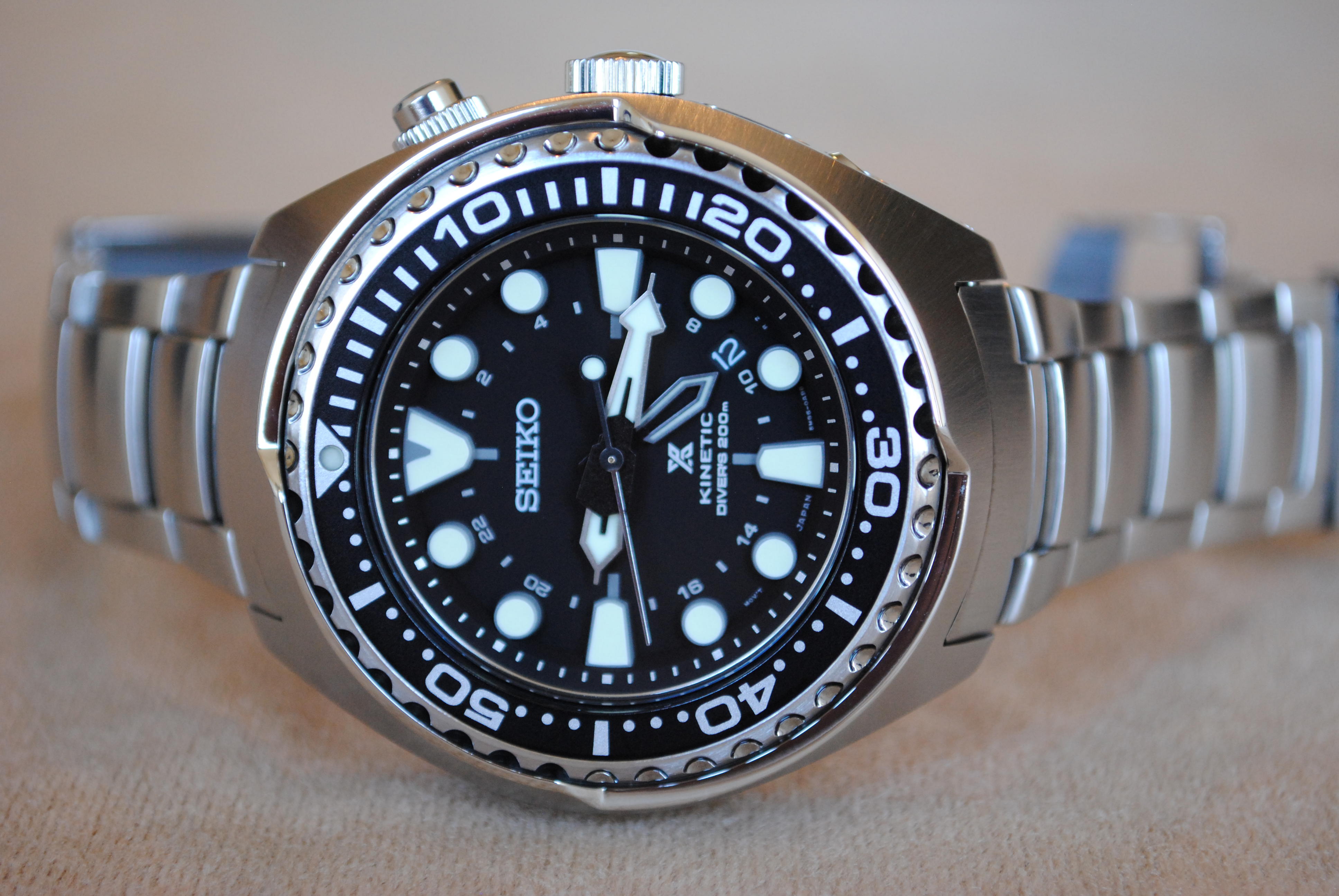 SOLD - FS: Mint Seiko Kinetic GMT Tuna SUN019 Full Kit | WatchCharts