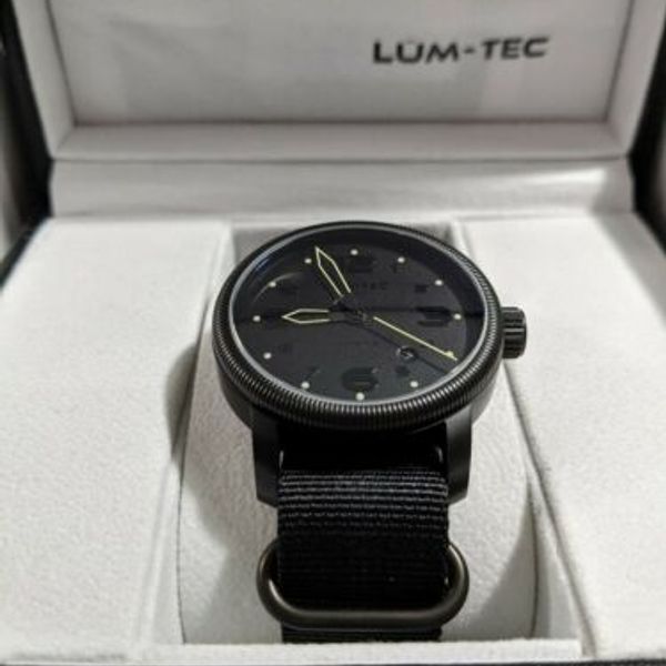 Lum-Tec Combat B43 Phantom | WatchCharts