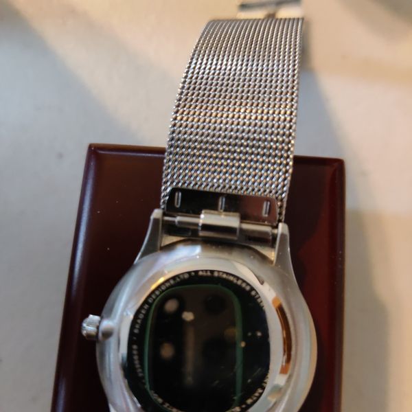 Skagen Slimline Mesh 233XSSS Wrist Watch for Women | WatchCharts ...