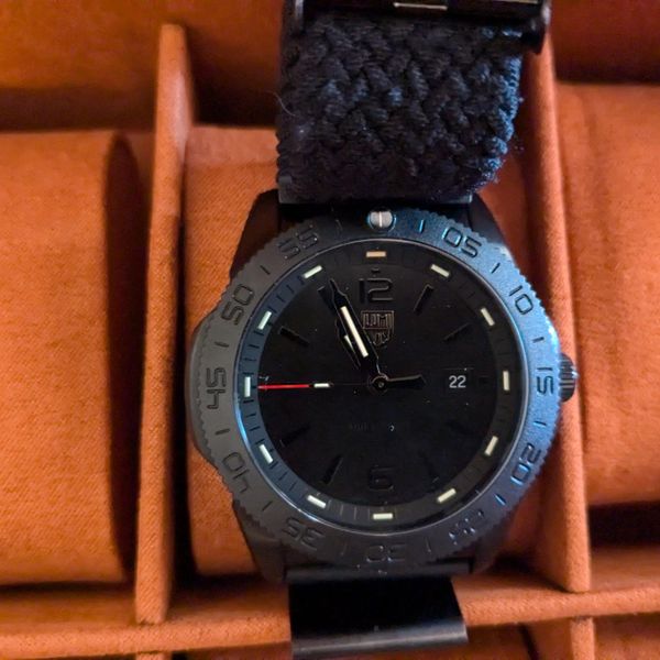 [WTS] Luminox pacific diver, Dan henry 1964, Breitling Chrono, Seiko ...