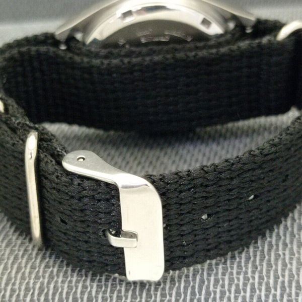 VINTAGE SEIKO AUTOMATIC 7S26A JAPAN MENS CARTOON YELLOW COLOR DIAL ...