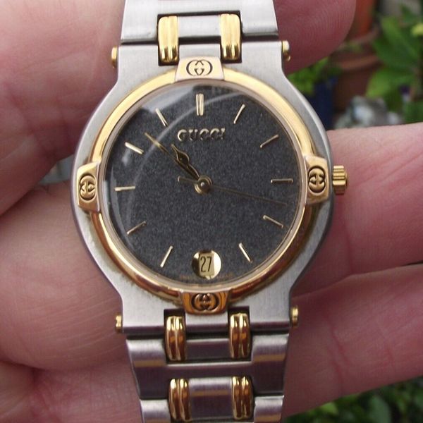 GUCCI 9000M 32mm SILVER GOLD DATE VINTAGE LADYS WATCH | WatchCharts ...