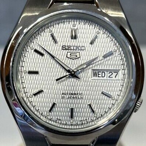 Ex Display Seiko 5 Automatic Silver/White Dial Steel Men’s Watch ...