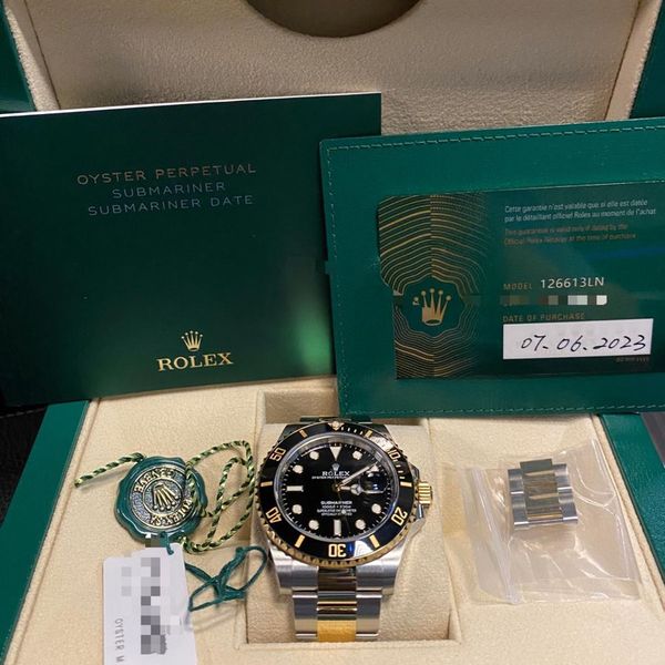 Rolex Submariner | WatchCharts Marketplace